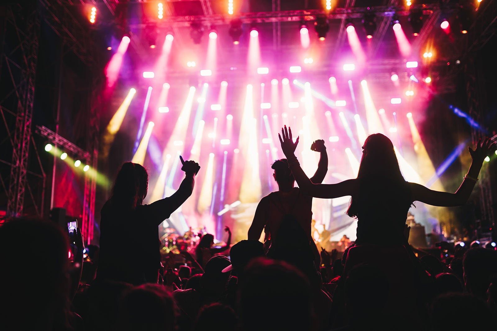 10 Best Nightclubs in Lisbon - Where to Party at Night in Lisbon? – Go ...