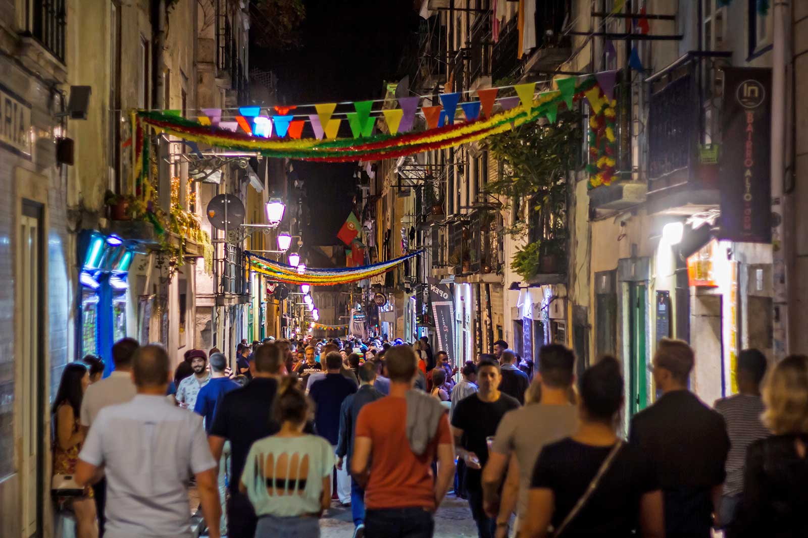 10 Best Places to Go Shopping in Porto - Where to Shop in Porto and ...