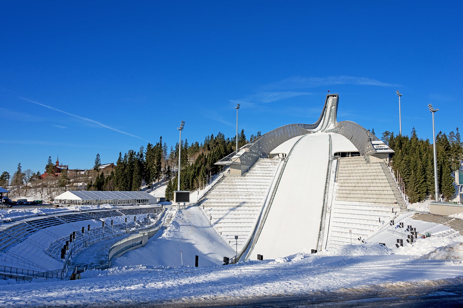 Holmenkollen i Oslo - Opplev norsk skikultur på sitt beste – Go Guides