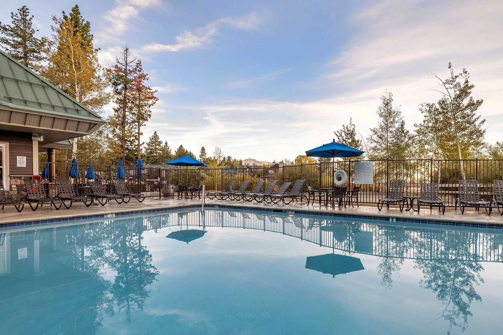 10 Best Hotels for Summer Road Trips Across The US - Where to Stay ...