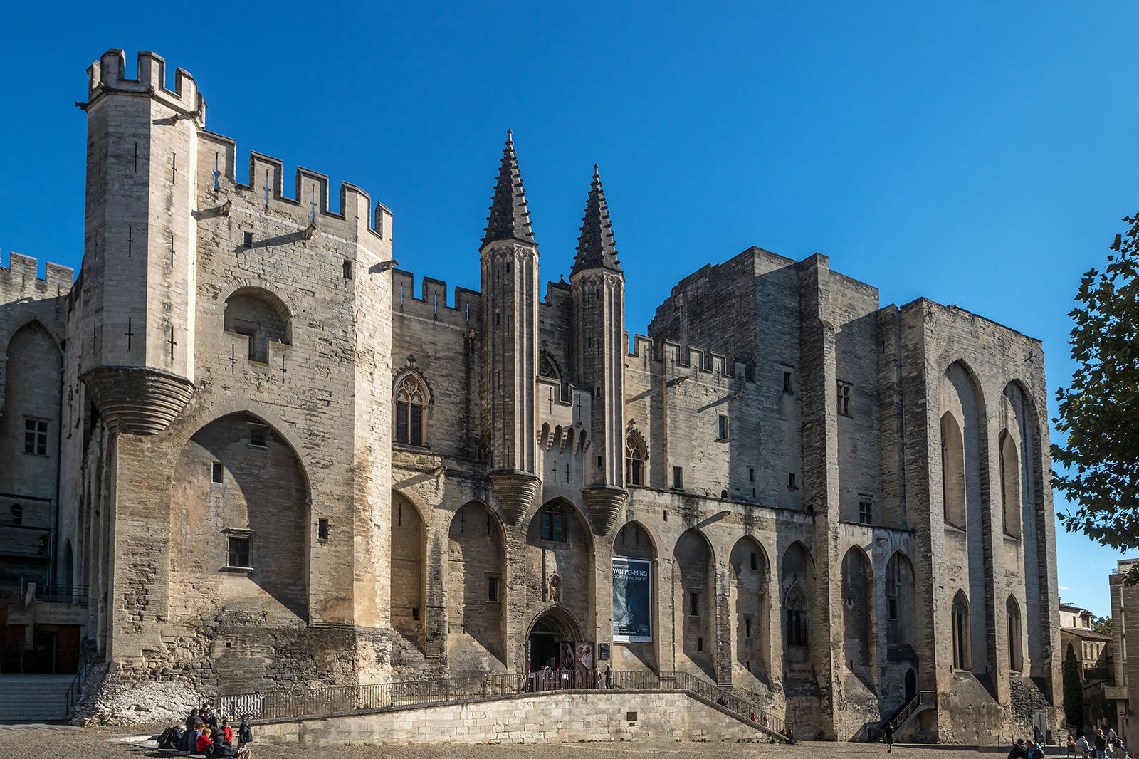 10 Must-See Castles and Châteaus in Provence - What is the Most Popular ...