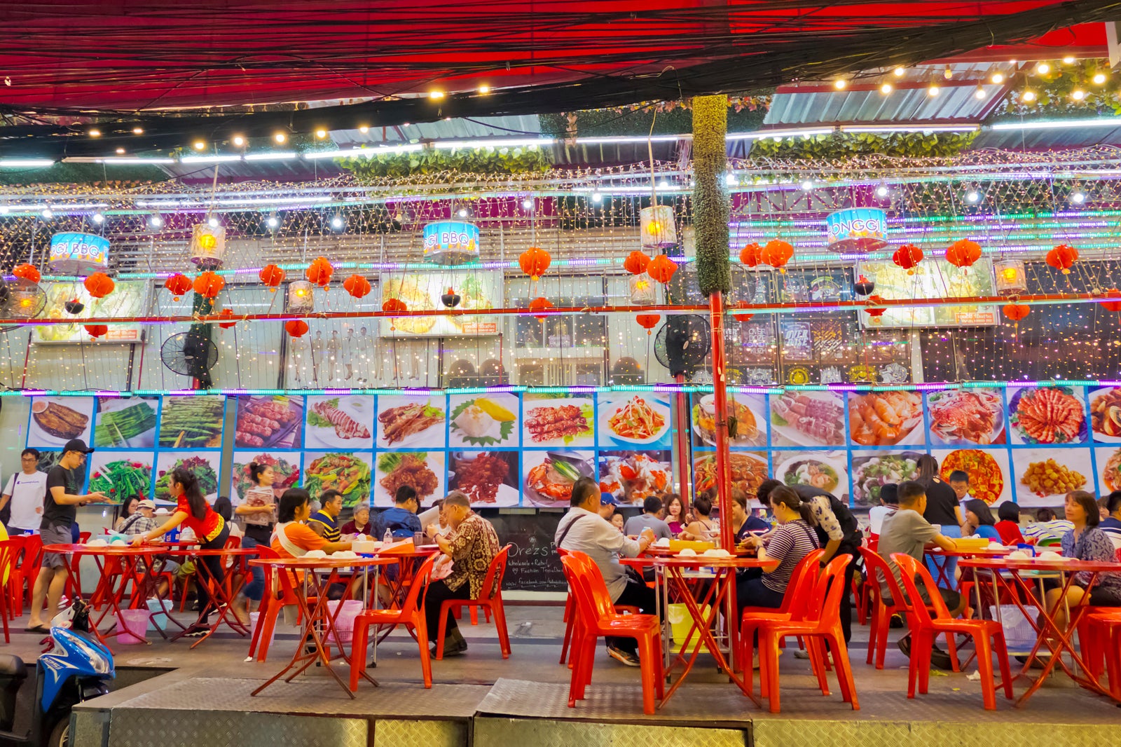 Food and Dining in Pratunam - Pratunam travel guide – Go Guides