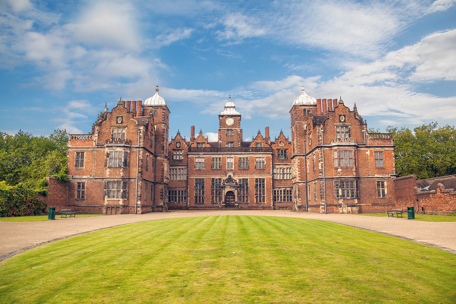 10 Best Things To Do In The West Midlands From Art Galleries To Theme 10 Best Things To Do In The West Midlands From Art Galleries To Theme