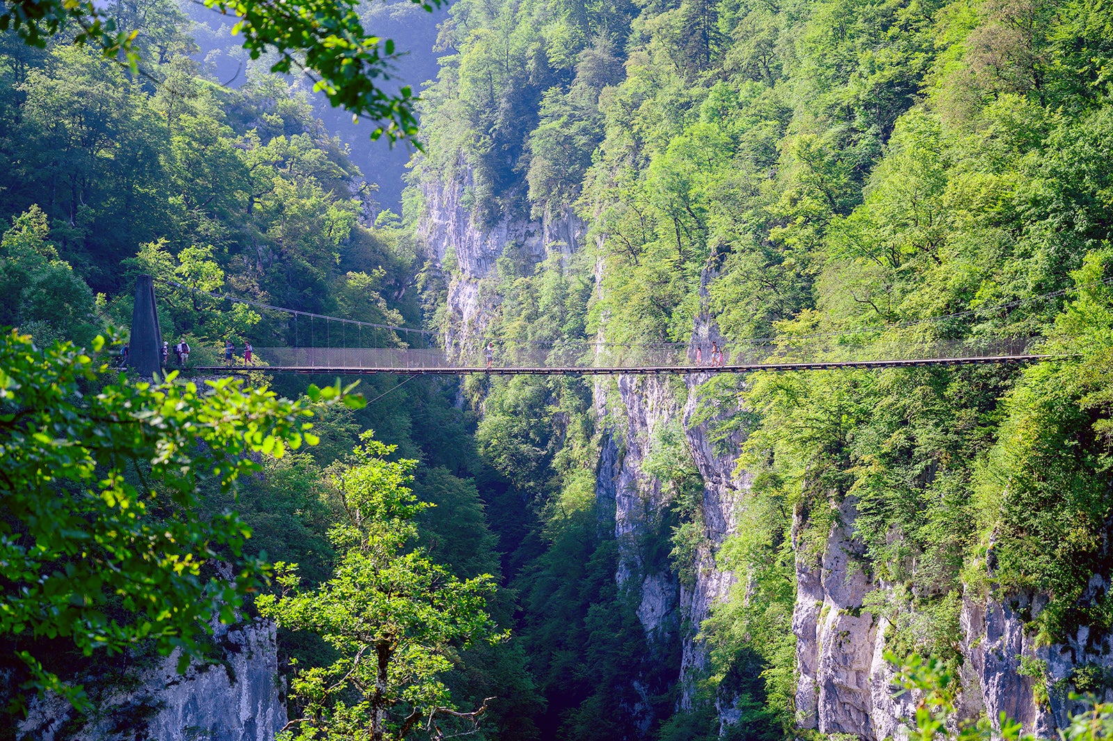 10 Best Things to Do in the Pyrenees - What is the Pyrenees Most Famous ...