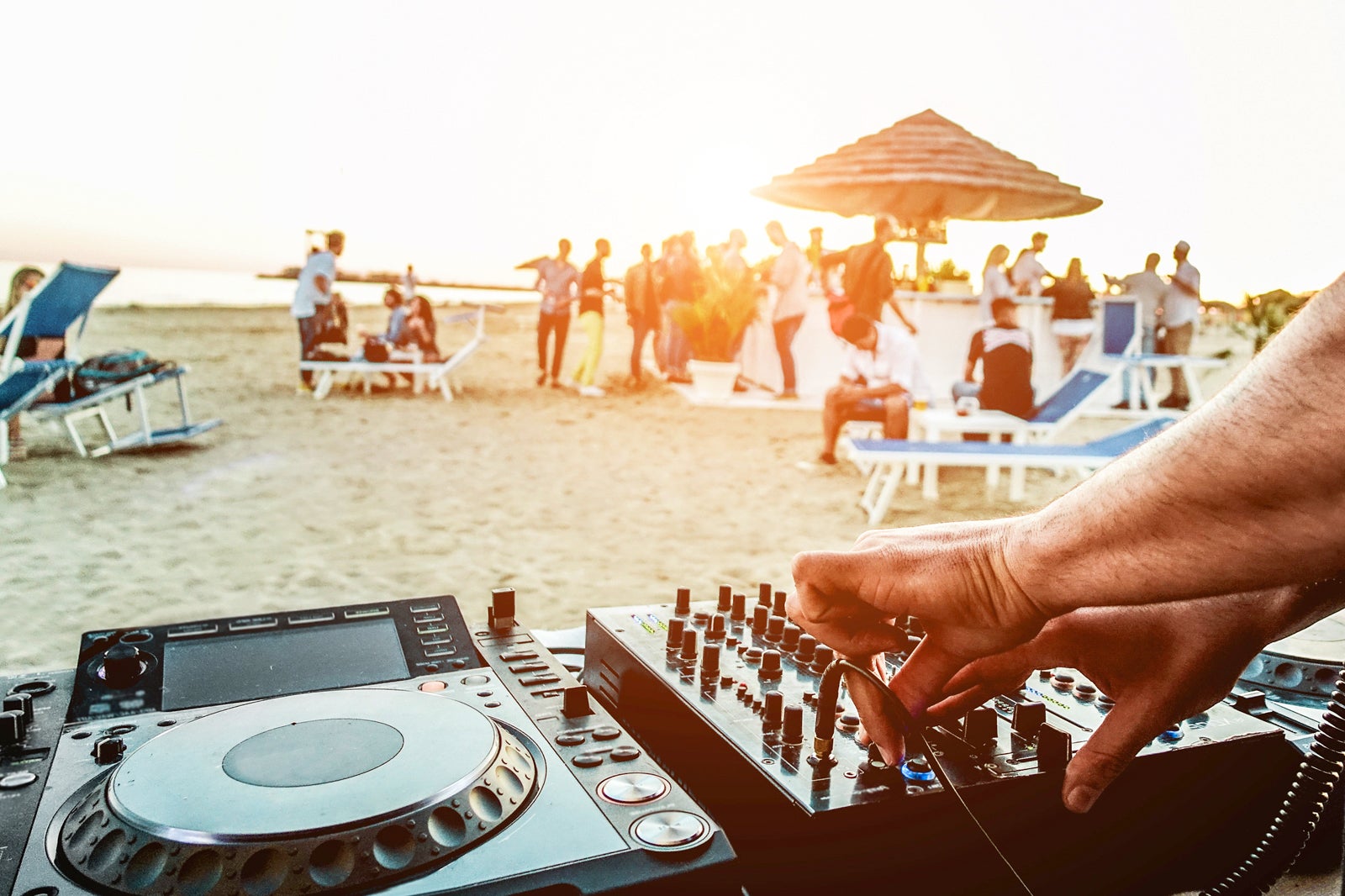 10 Best Bars, Live Music, and Nightclubs in Marbella - Where to Party ...