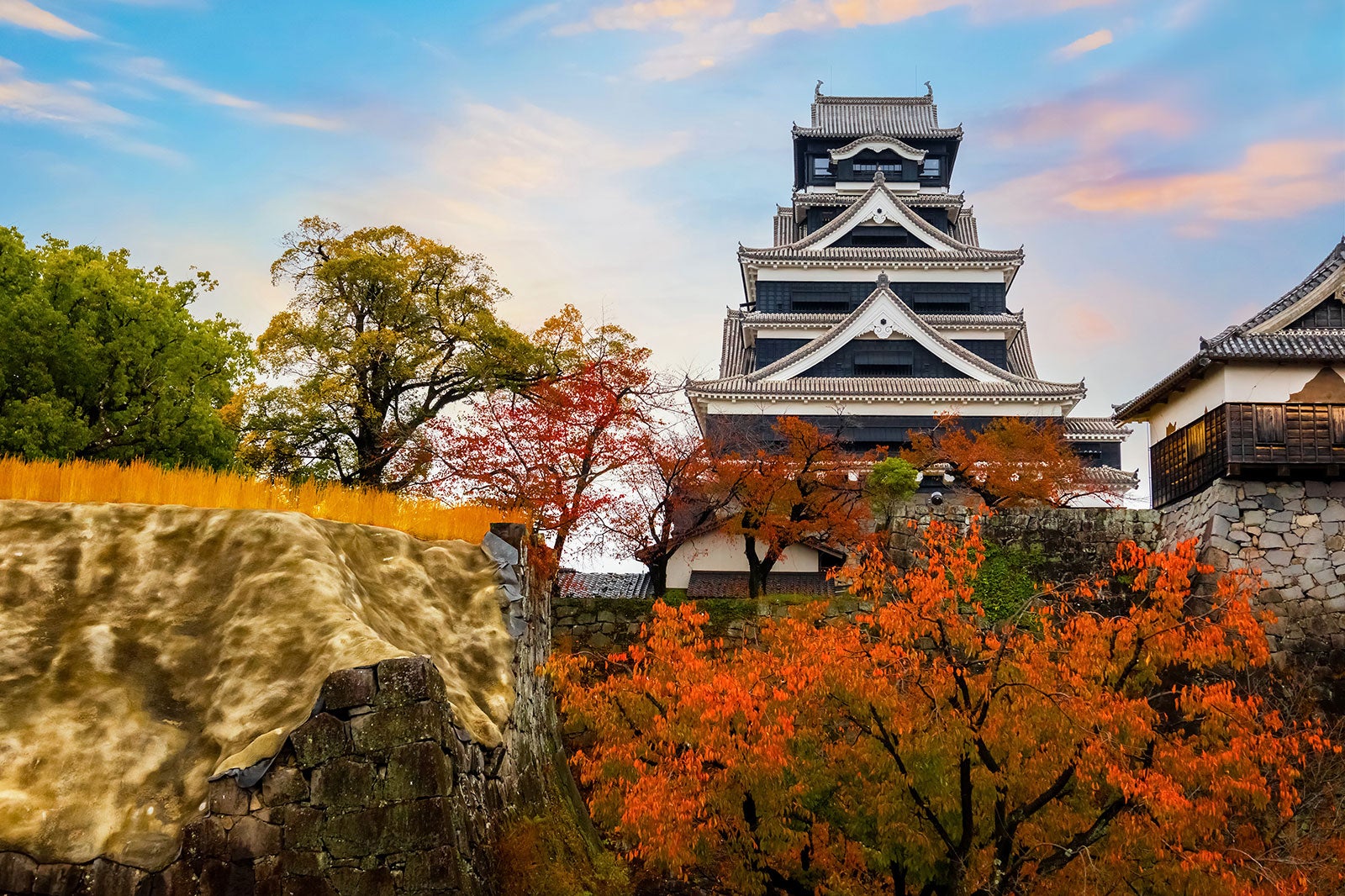 10 Best Castles in Japan - Discover Japan’s Most Important Castles - Go Guides