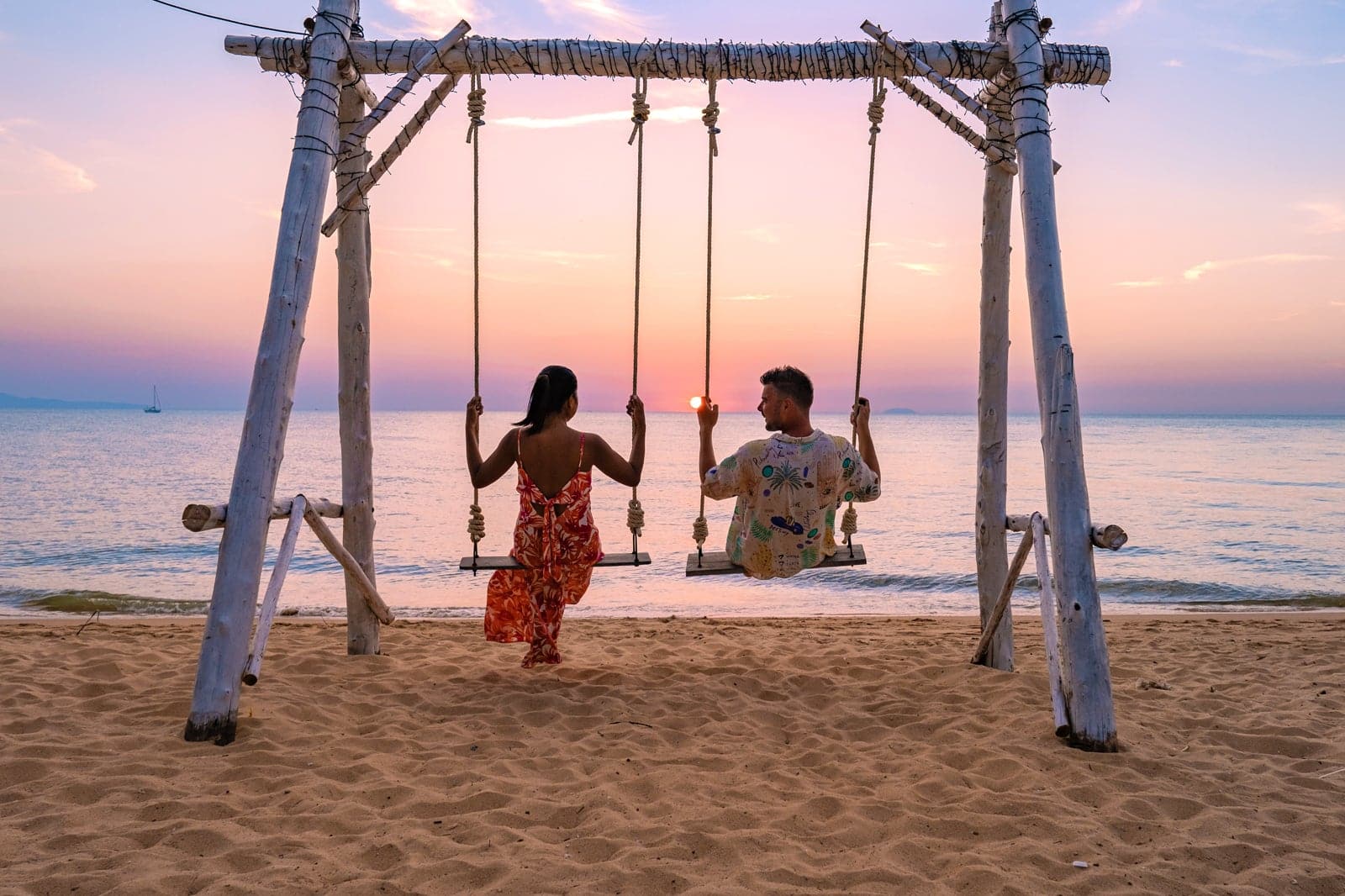 10 Best Things To Do For Couples In Pattaya What To Do On A Romantic 10-best-things-to-do-for-couples-in-pattaya-what-to-do-on-a-romantic