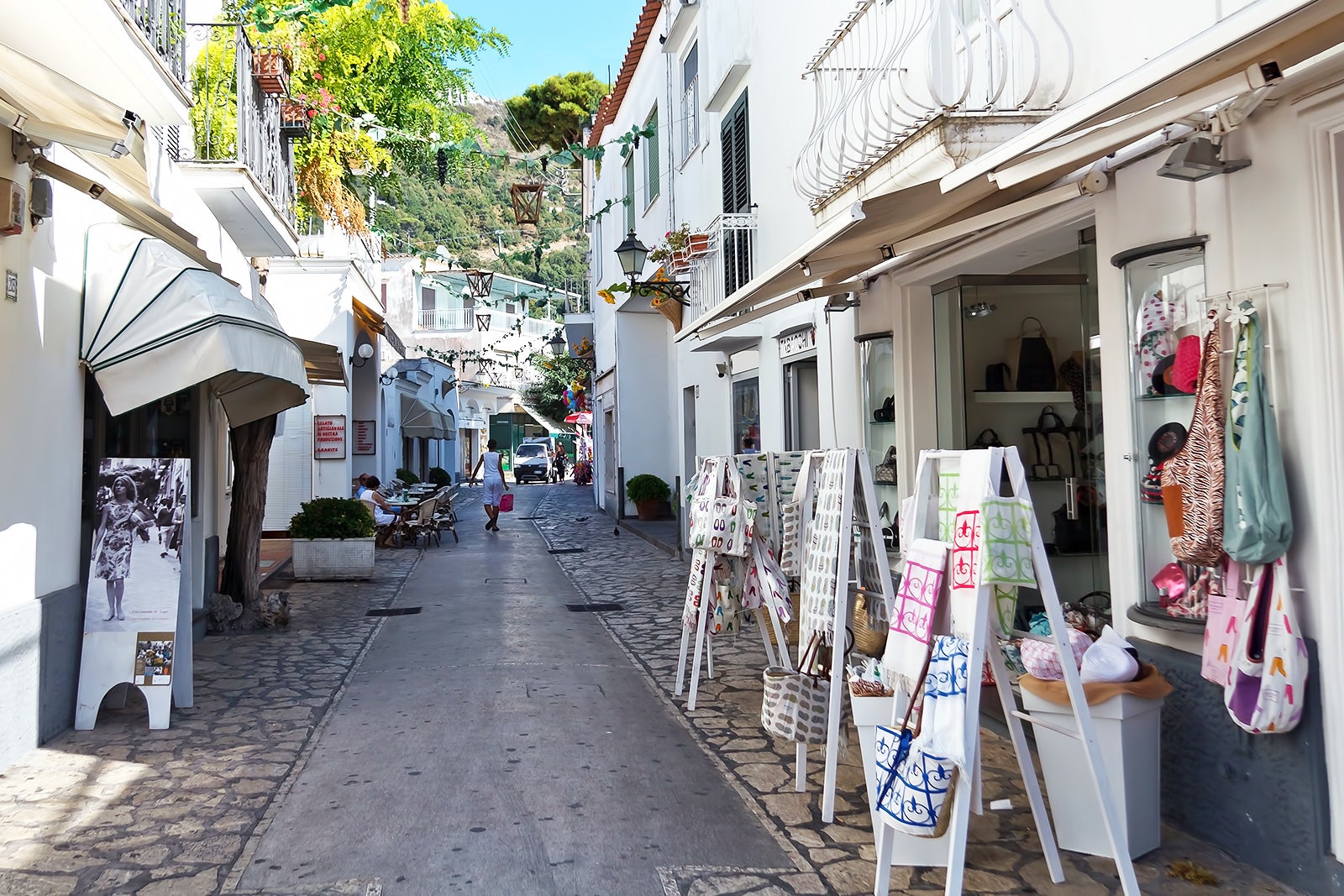10 souvenirs to buy in Positano - Shop for everything from hippie chic ...
