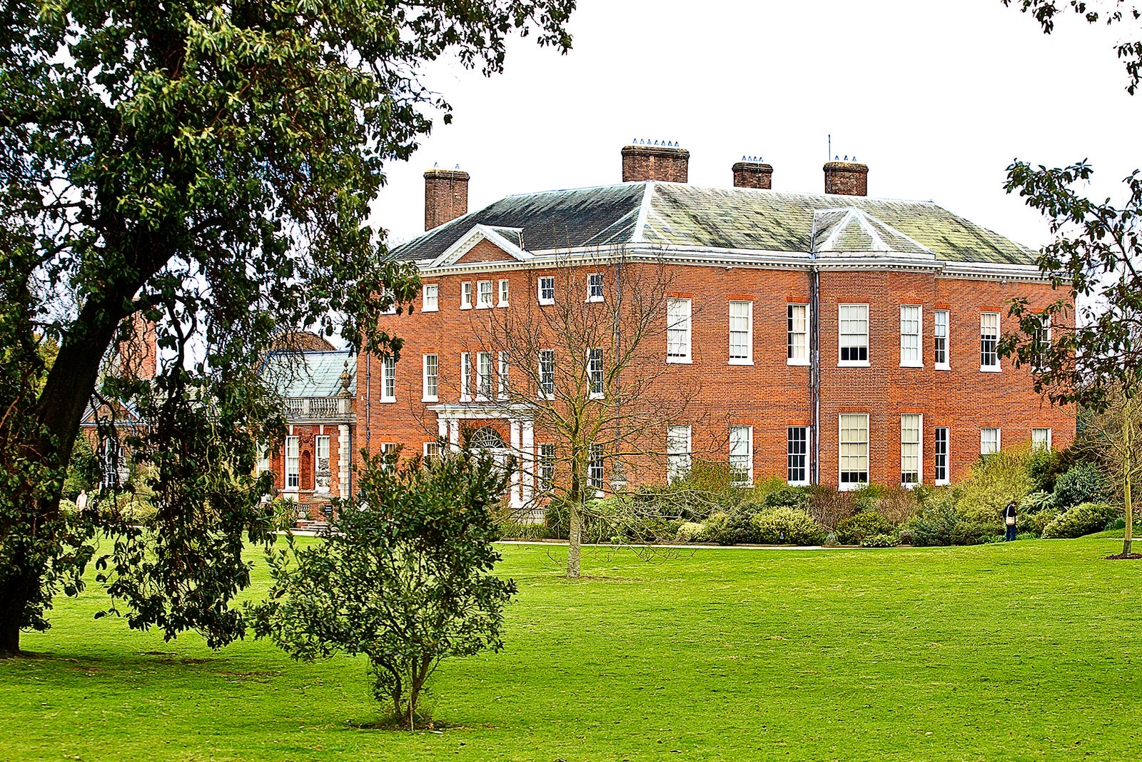 10 Best Things to Do in Guildford - What is Guildford Most Famous For ...