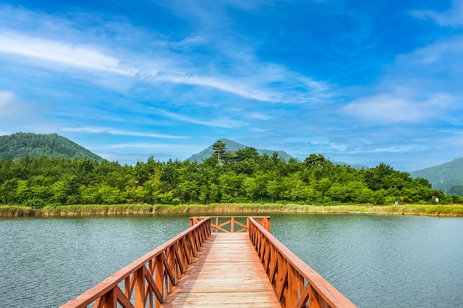 10 Best Things to Do for Couples in Goseong - What to Do on a Romantic ...