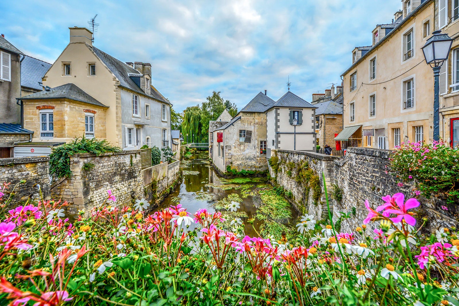 10 Best Towns and Resorts in Normandy - Where to Stay in Normandy? - Go ...