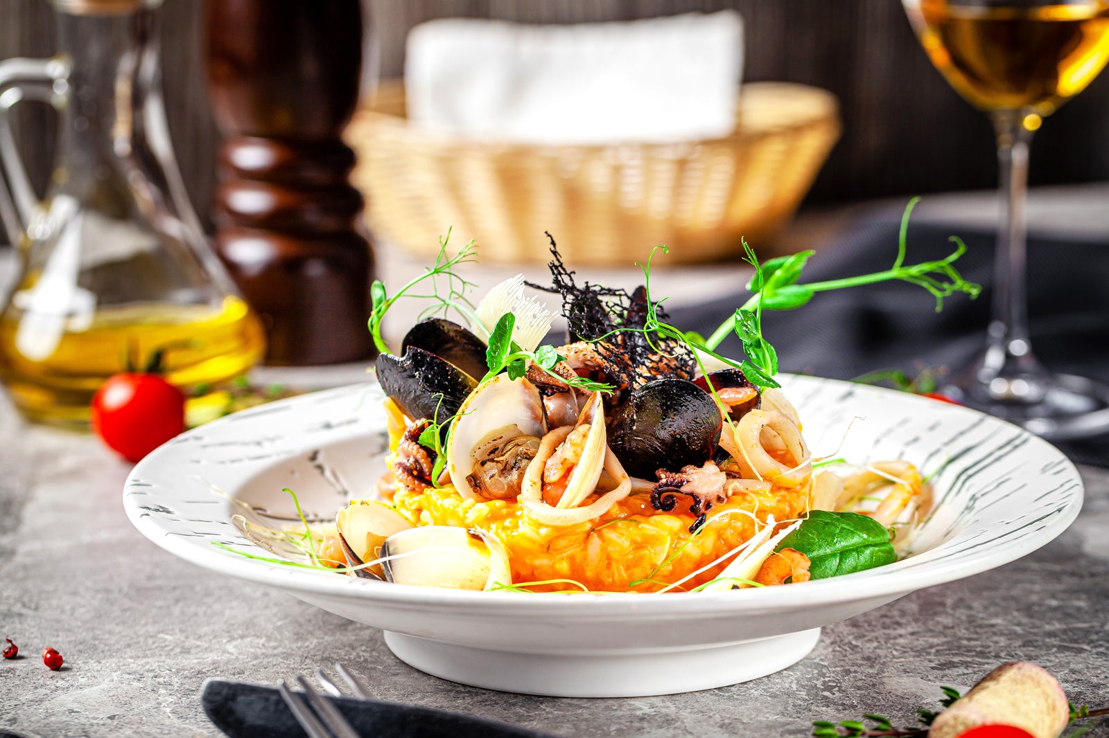 13 Great Restaurants on the Amalfi Coast - Where to Eat on the Amalfi ...