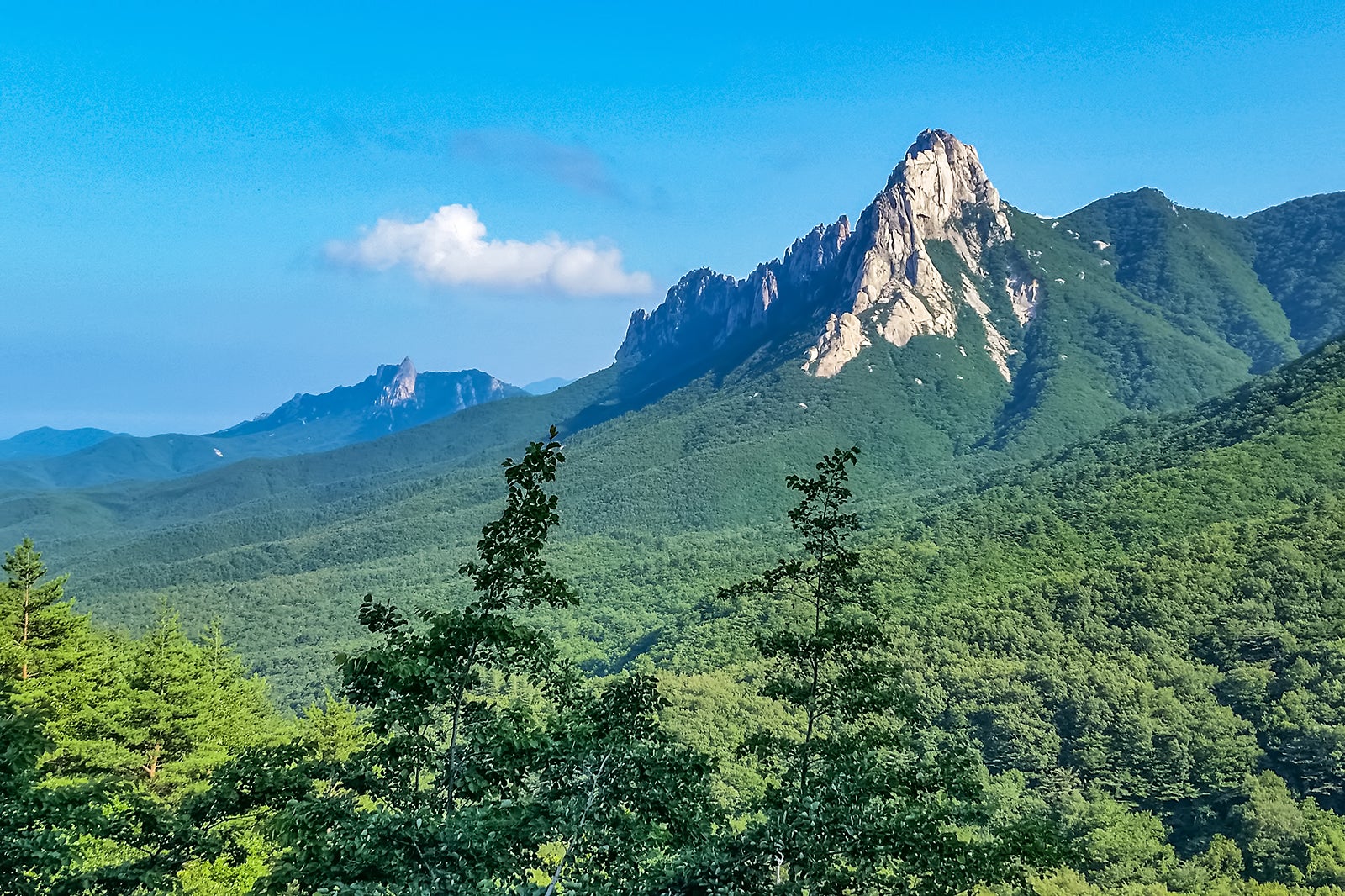 10 Best Outdoor Adventures in and Around Goseong - Escape for an Active ...