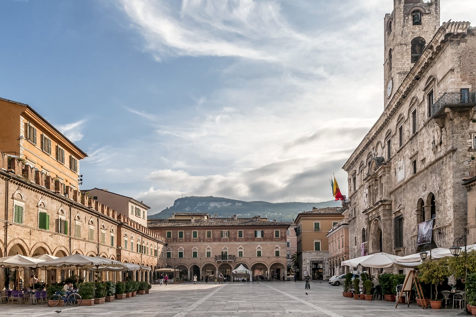 9 Unmissable Experiences in Marche - Marvels of Art and Nature Among ...