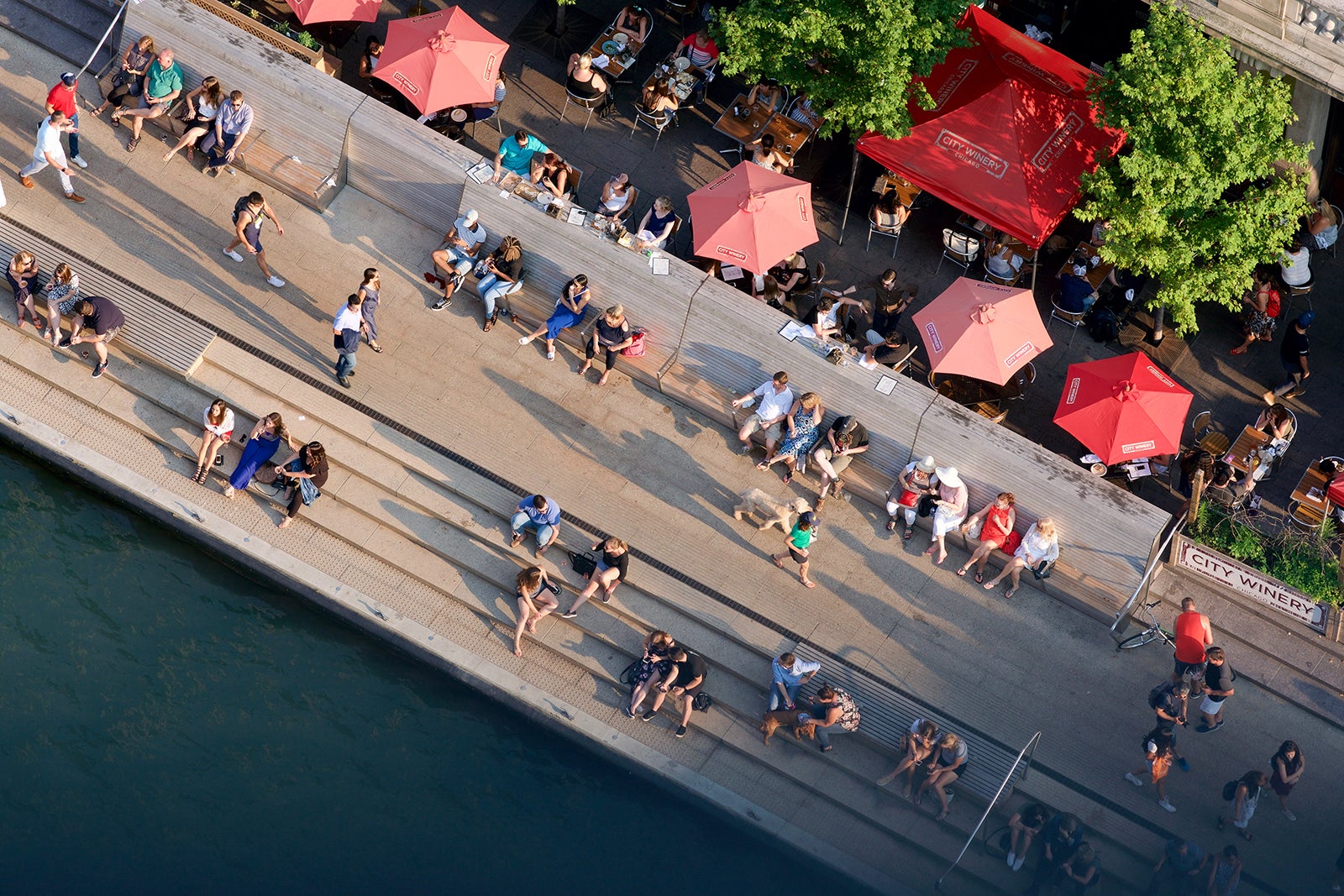 Chicago Riverwalk - The City’s Urban Green Oasis – Go Guides