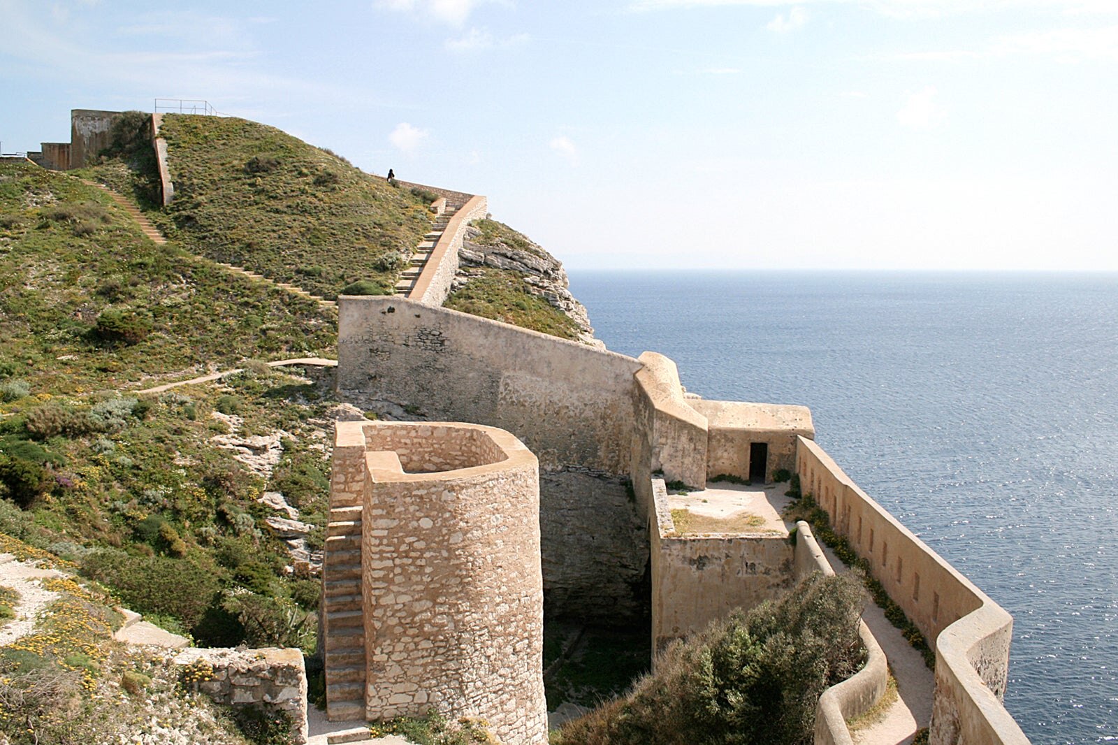 10 things to do in Bonifacio - Go in search of the true spirit of ...