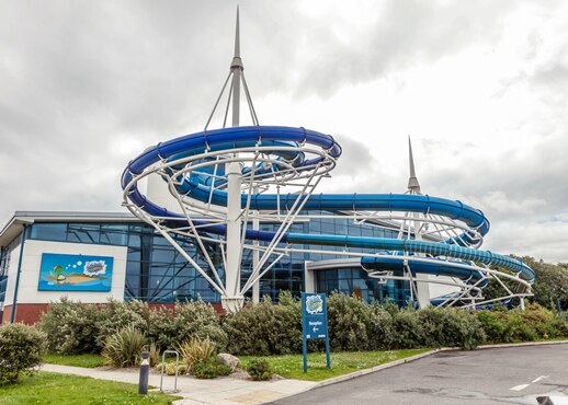 15 Closest Hotels to Splash World in Southport | Hotels.com