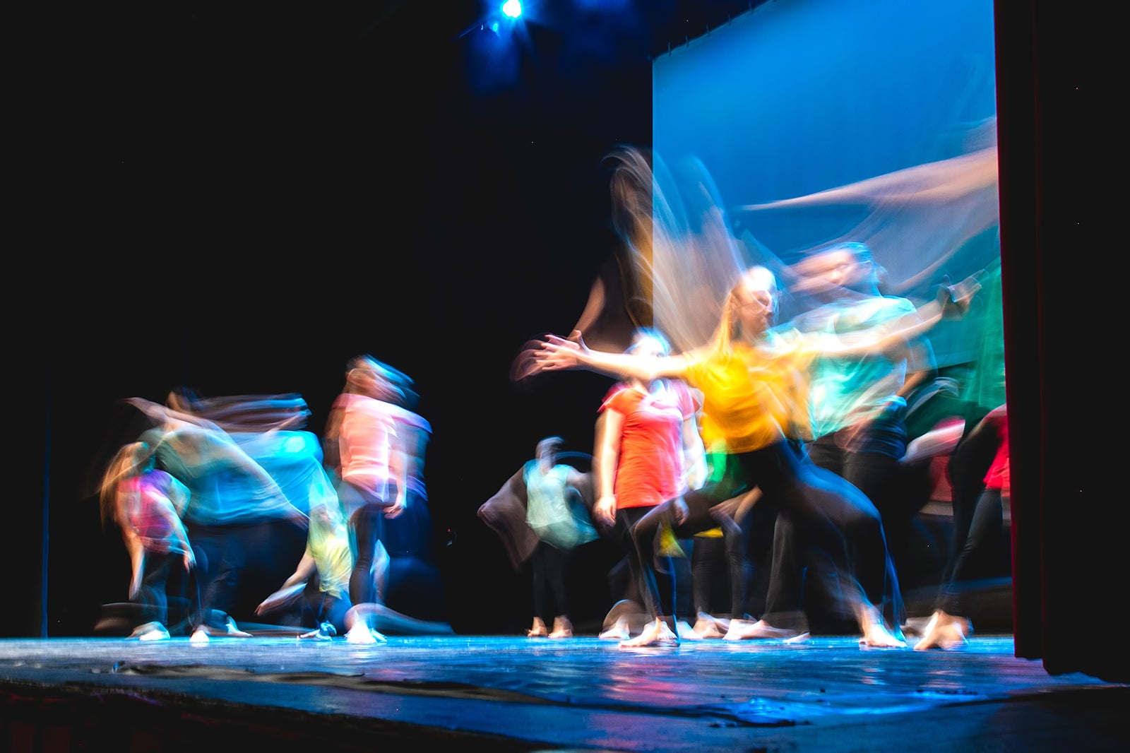 Maison De La Danse Lyon Confluence | Ventana Blog