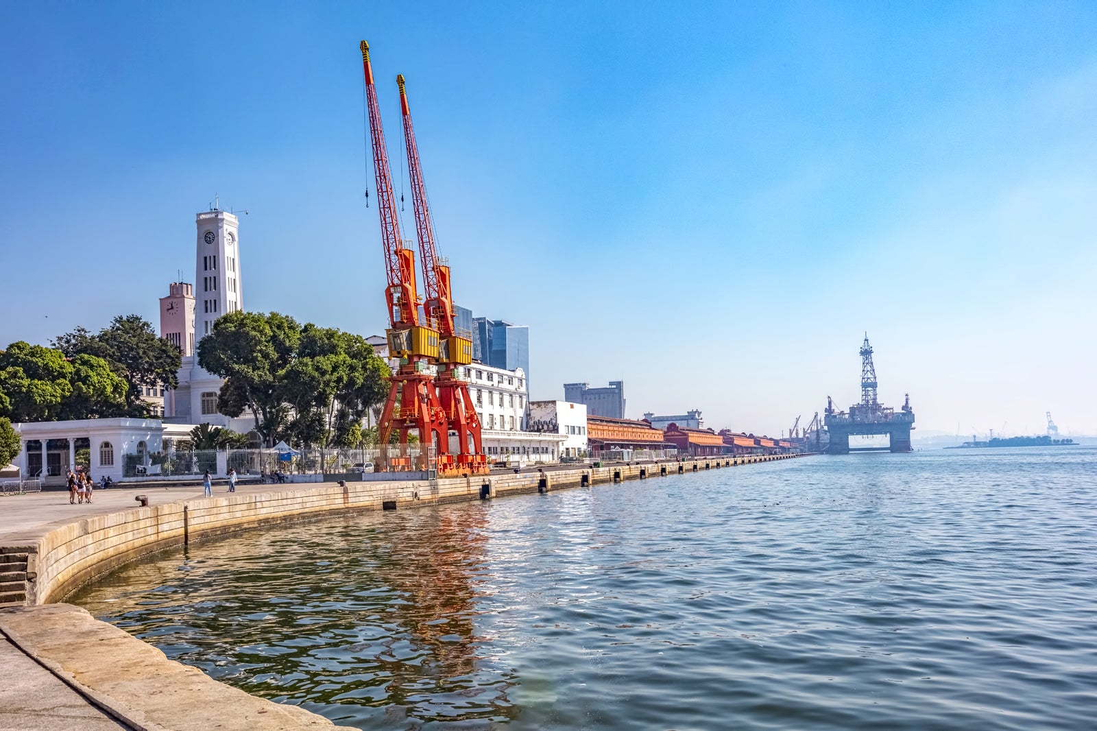 Avenida Rodrigues Alves no Rio de Janeiro - Via de acesso ao Porto ...