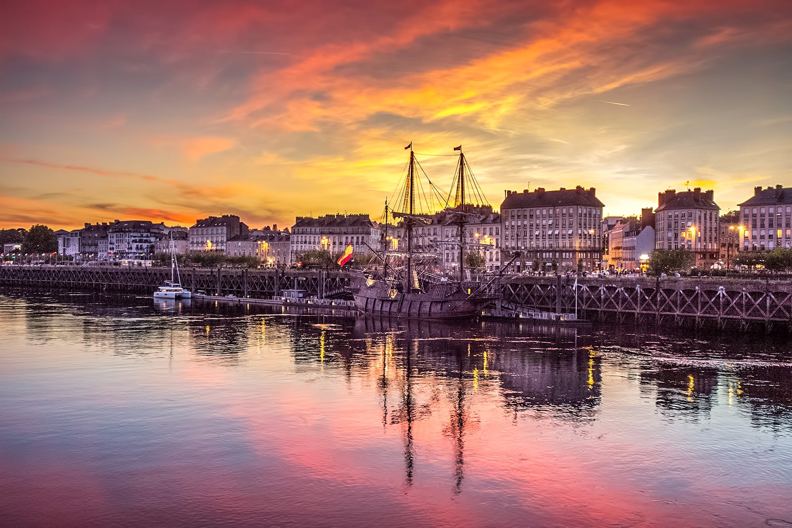 10 Best Things to Do After Dinner in Nantes - Where to Go in Nantes at ...