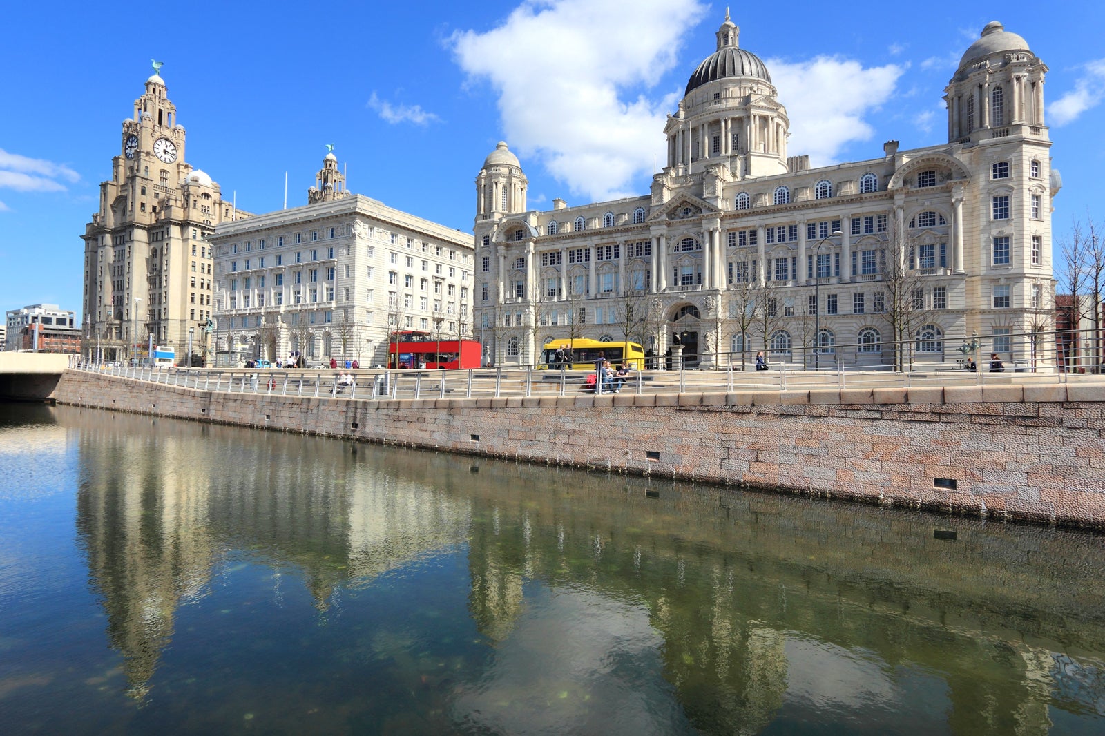 Royal Liver Building - One of Liverpool’s Unforgettable Landmarks – Go ...