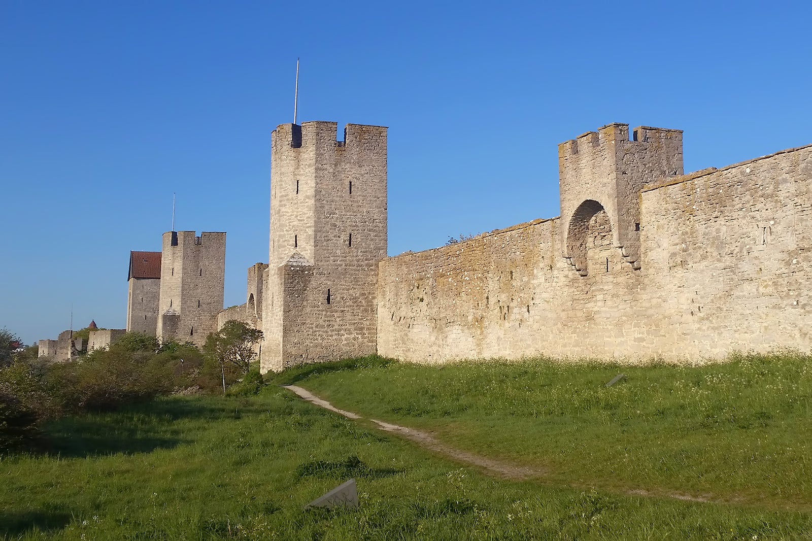 10 saker att göra på Gotland på en liten budget - Vad finns det för ...