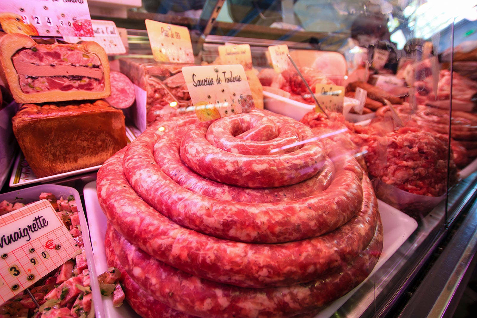 10 Best Local Dishes from Toulouse - Famous Food Locals Love to Eat in ...