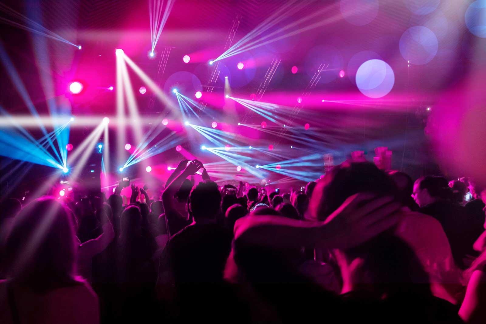 10 Best Bars and Clubs in Montreal - Where to Party at Night in ...