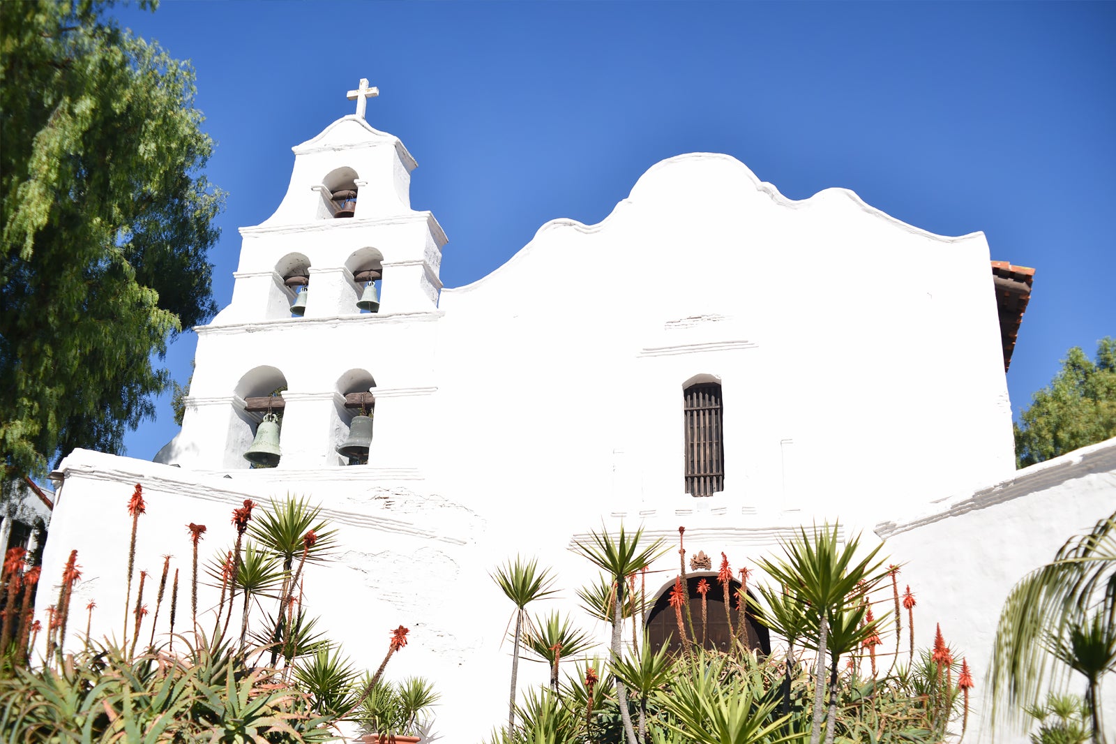 Mission Basilica San Diego De Alcal Admire The First California Mission Basilica San Diego De Alcal Admire The First California