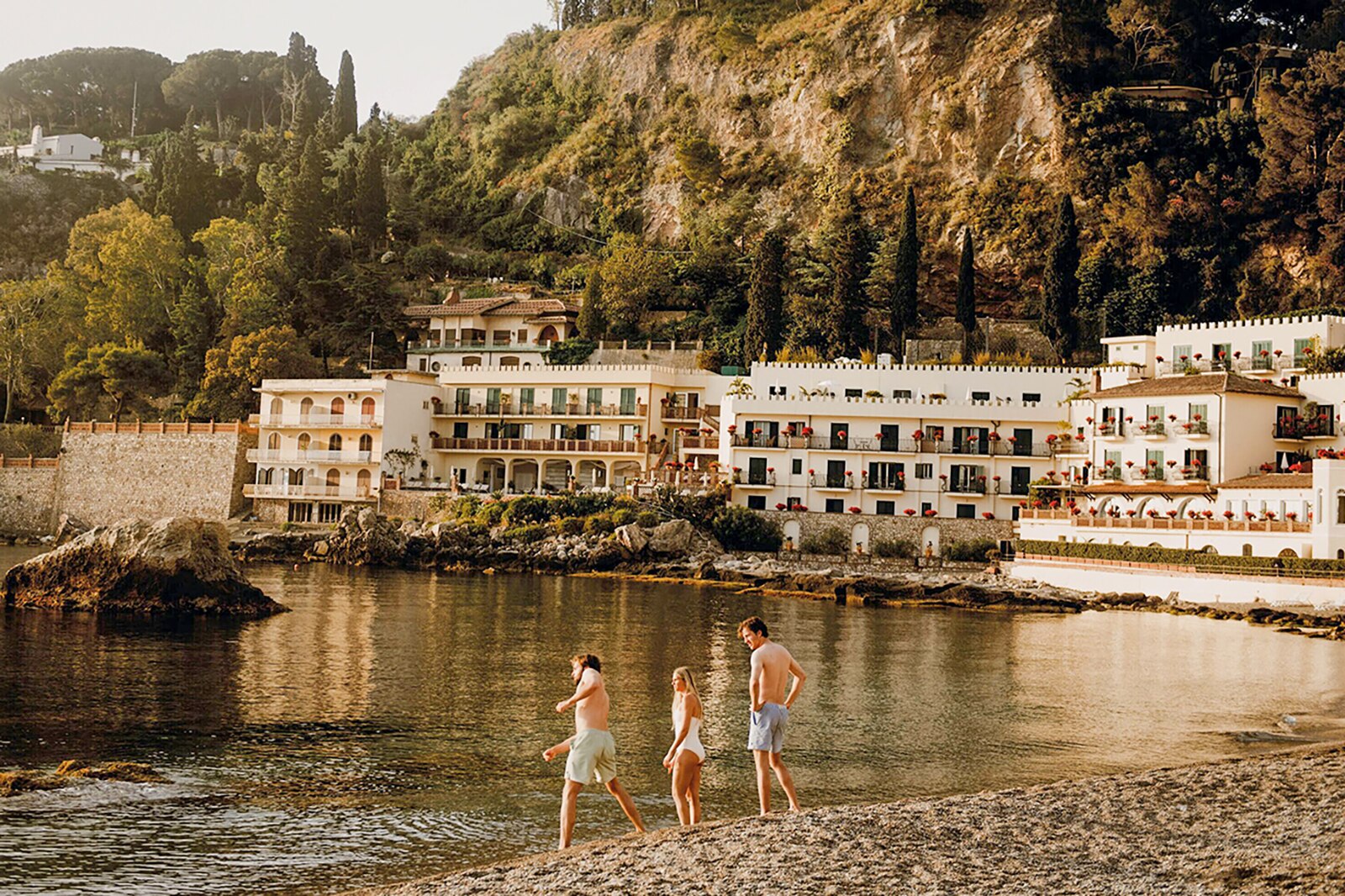 10 Incredible Beach Hotels - Discover the Perfect Place to Enjoy a ...