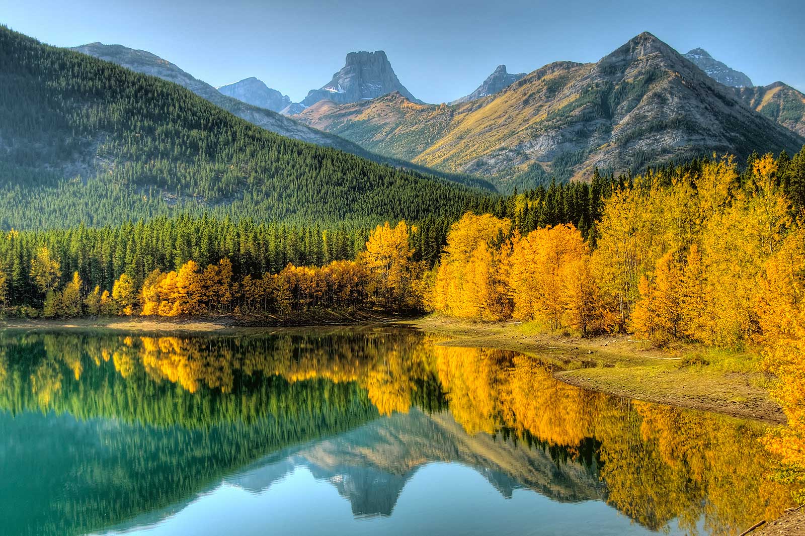 10 Best Places to Visit Near Calgary - Head Out of Calgary to the ...